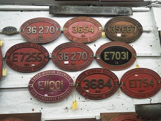 TRAIN NUMBER PLATES ALUM AND BRASS | Steyn's Antiques